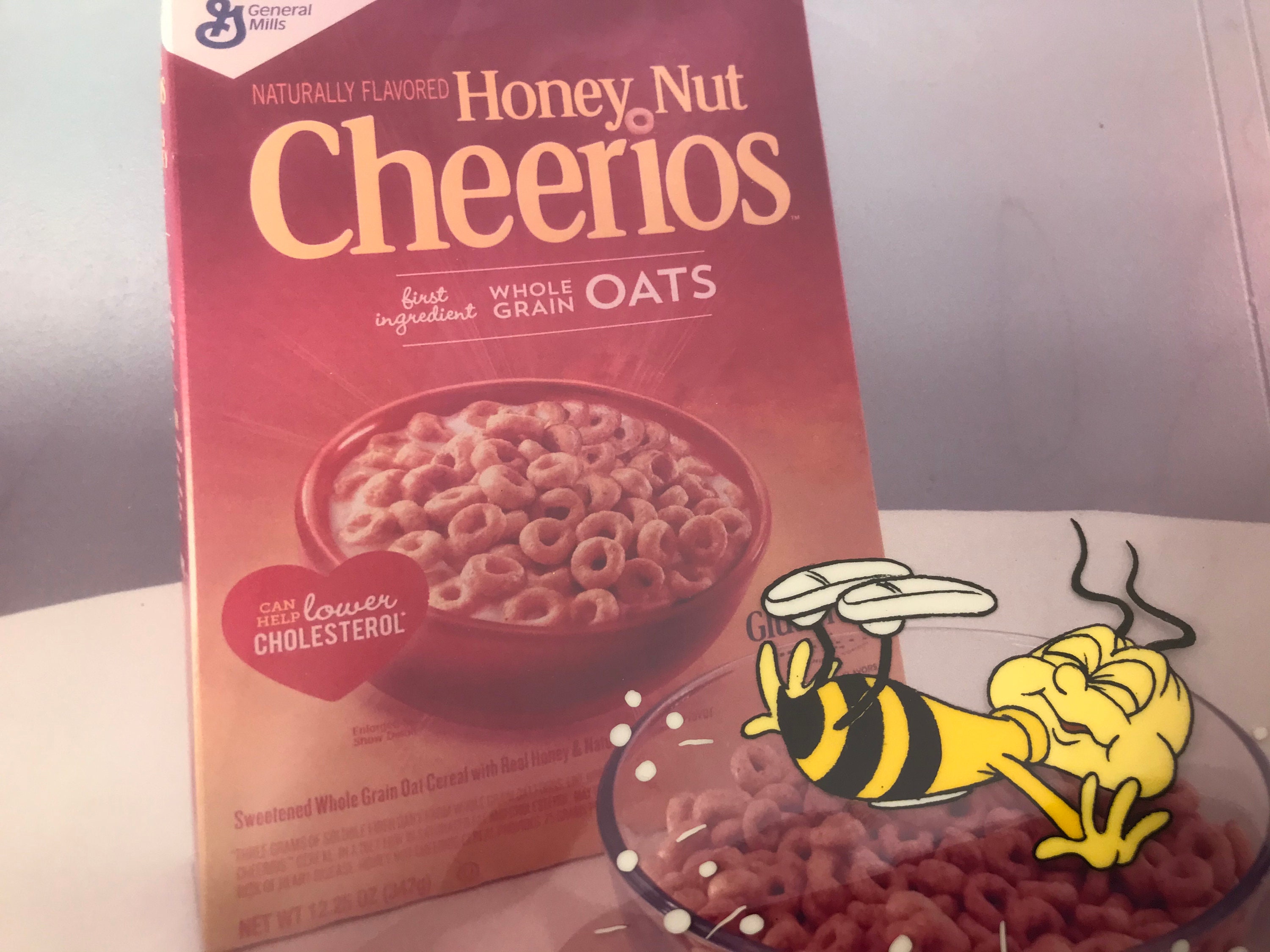 Honey Nut Cheerios Bee