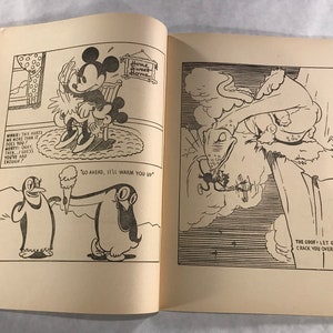 Walt Disney’s Mickey Mouse and Donald Duck Huge Gag Coloring Book ...