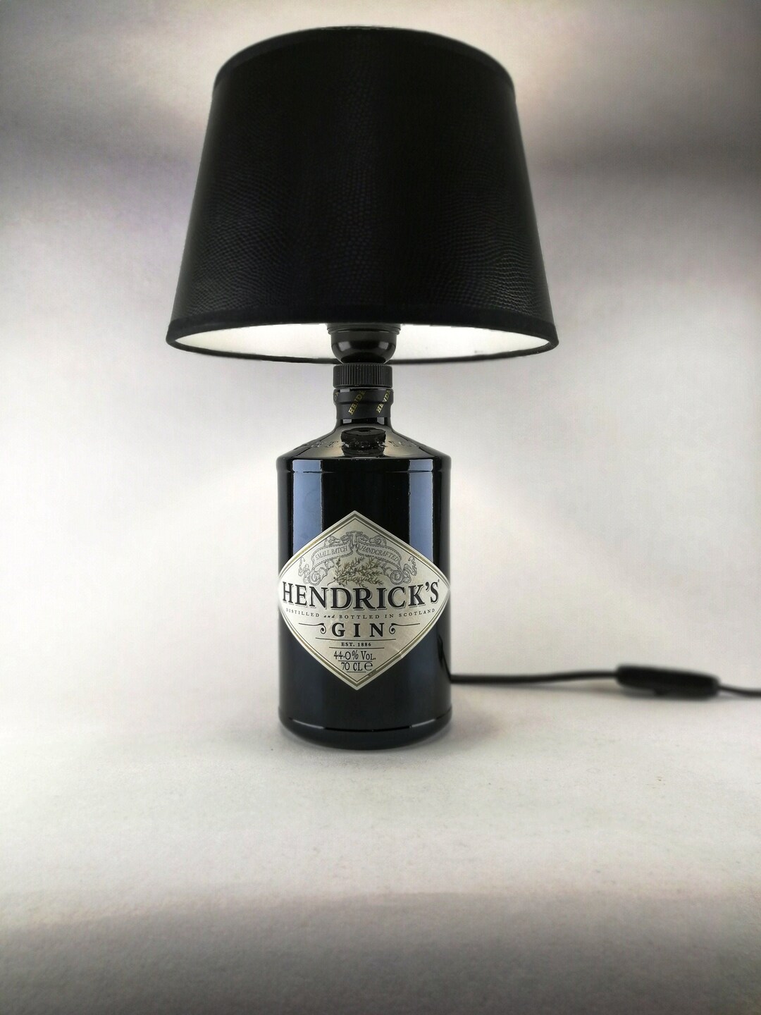 Hendricks Gin Lamp 0.7l, LED Bottle Lamp (E27), Gift Idea, Upcycled ...