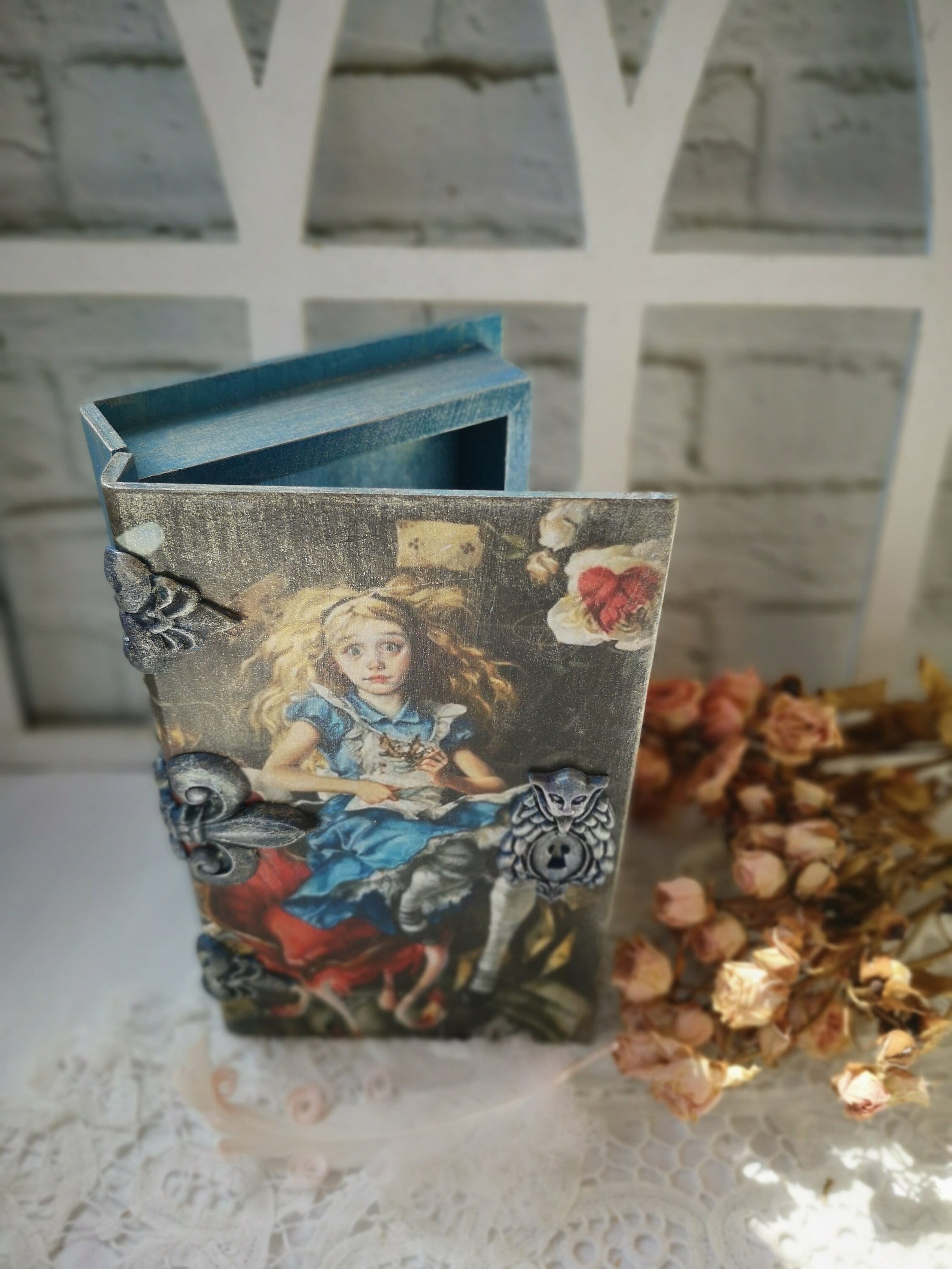 Alice in Wonderland Box With Lock. Alice Gift. Alice's - Etsy