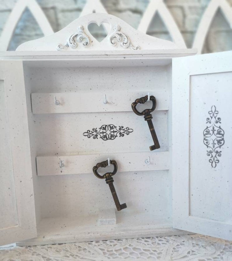 Large Vintage Wall Key Organizer White Fleur-de-lis Key Rack | Etsy