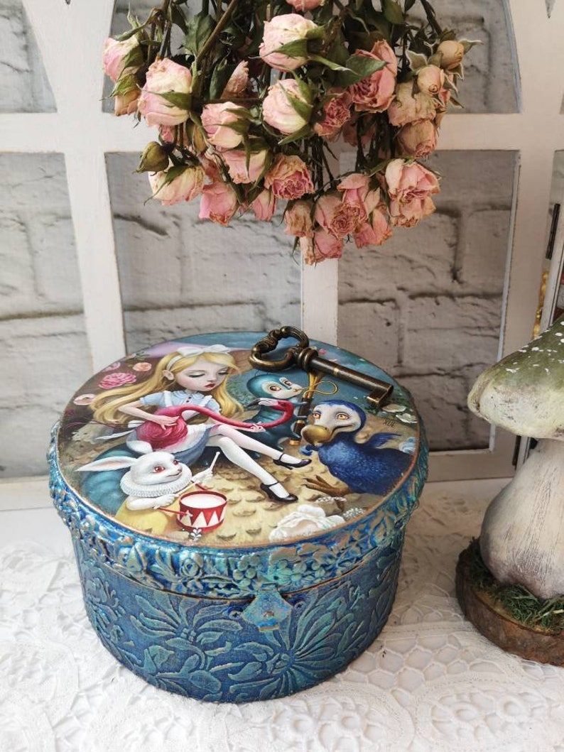 Alice in Wonderland Round Box With Lock. Alice Gift. Alice's Adventures ...