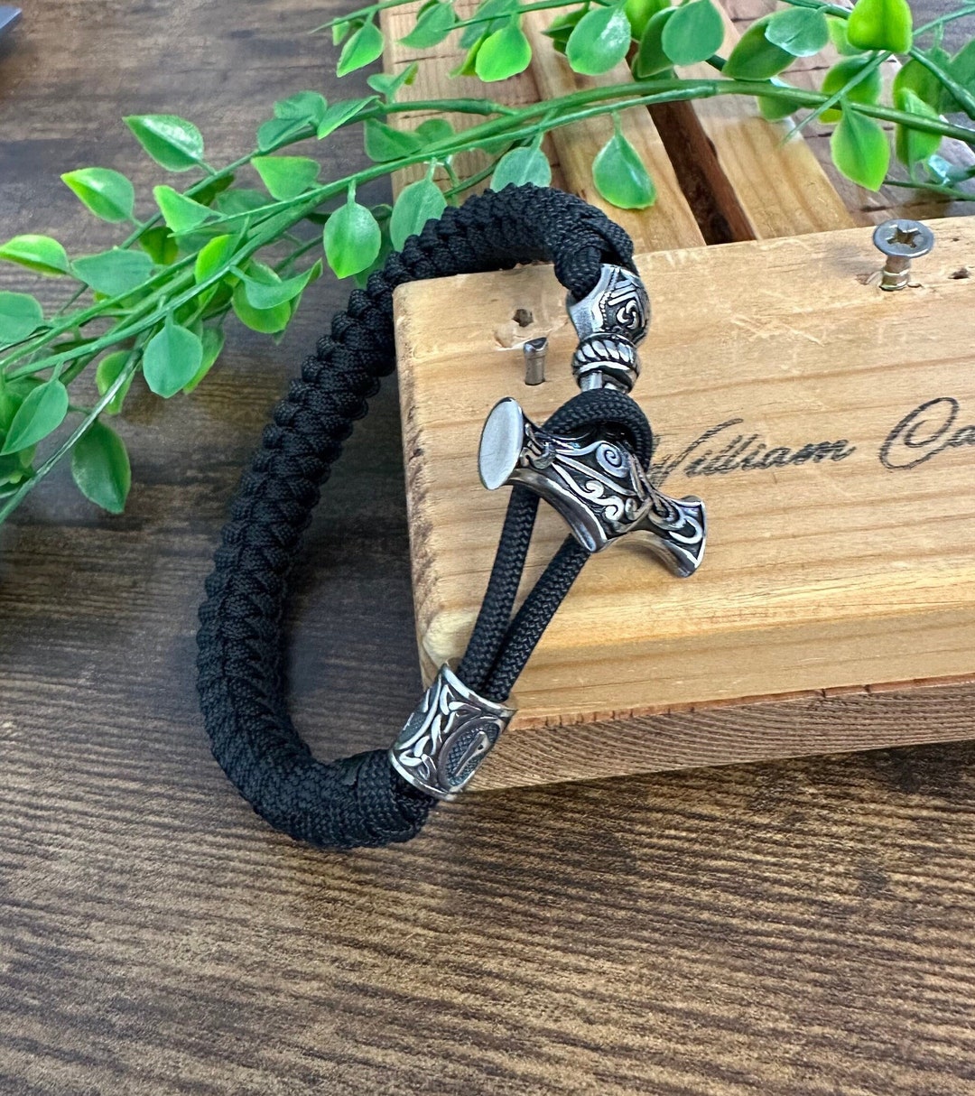 Thor Hammer - Paracord Bracelet - Men's Norse Bracelet - Stainless ...