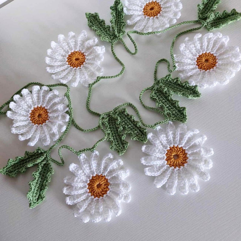 Daisy Garland - Etsy