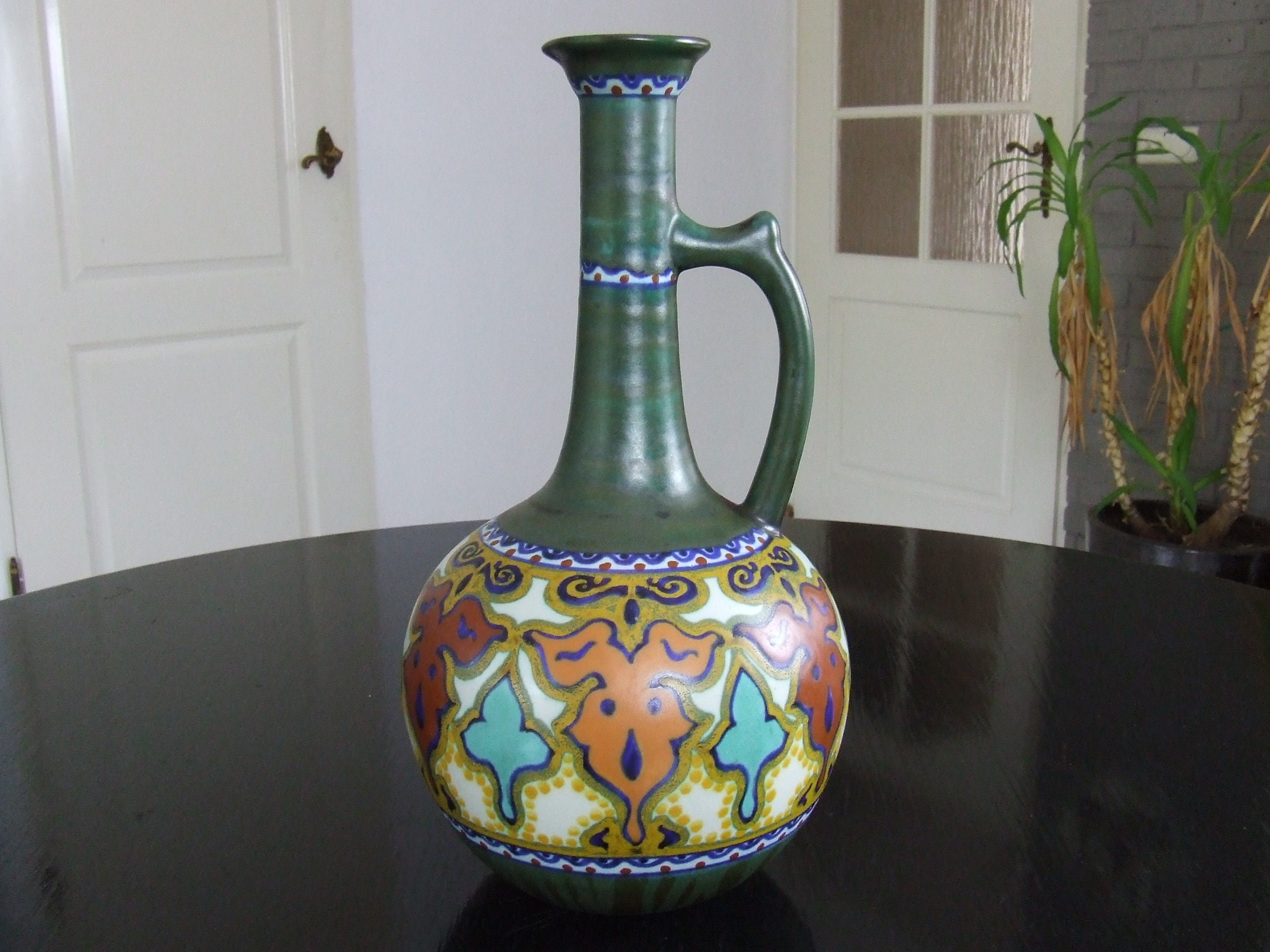Plateelbakkerij Zuid-Holland large handpainted Gouda ewer (jug or ...