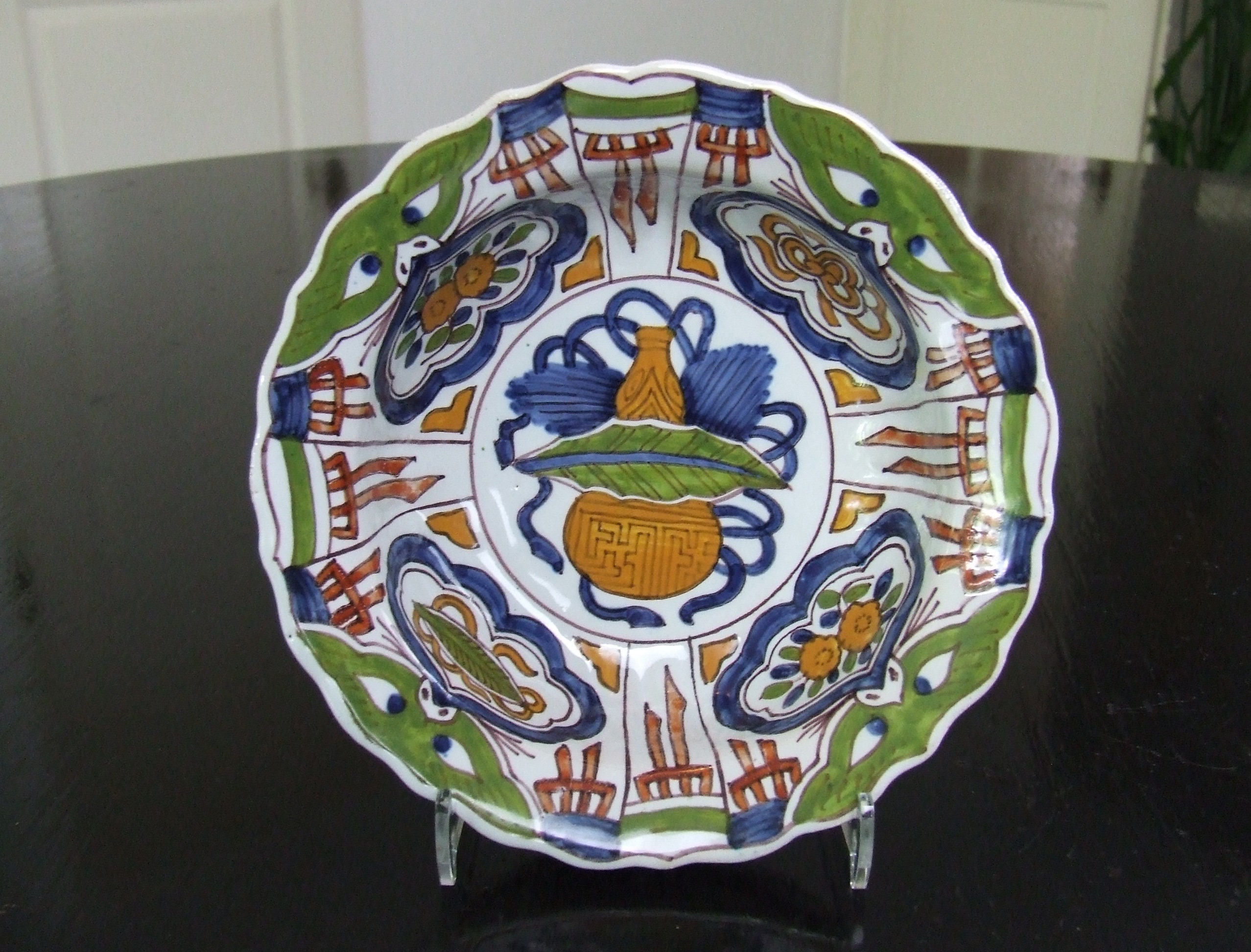 Tichelaar Makkum handpainted Delft chinoiserie style polychrome ...