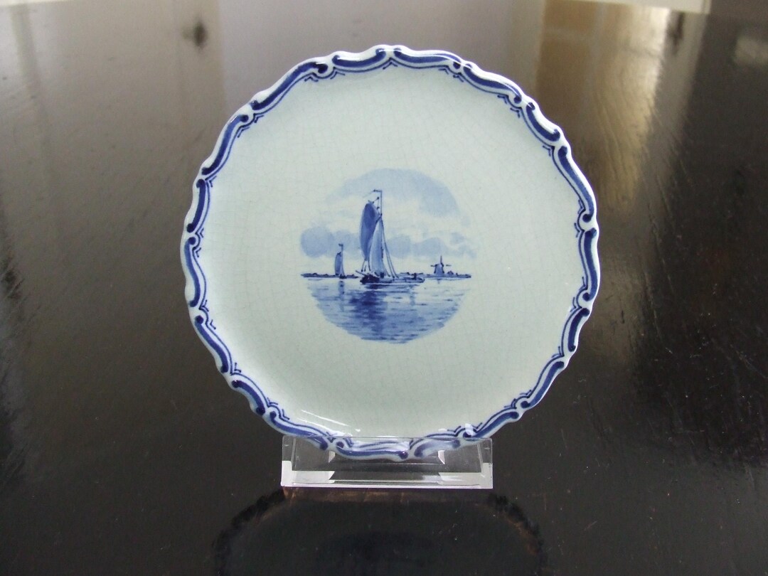 De Porceleyne Fles Small Handpainted Delft Blue Wall Plate With Dutch ...