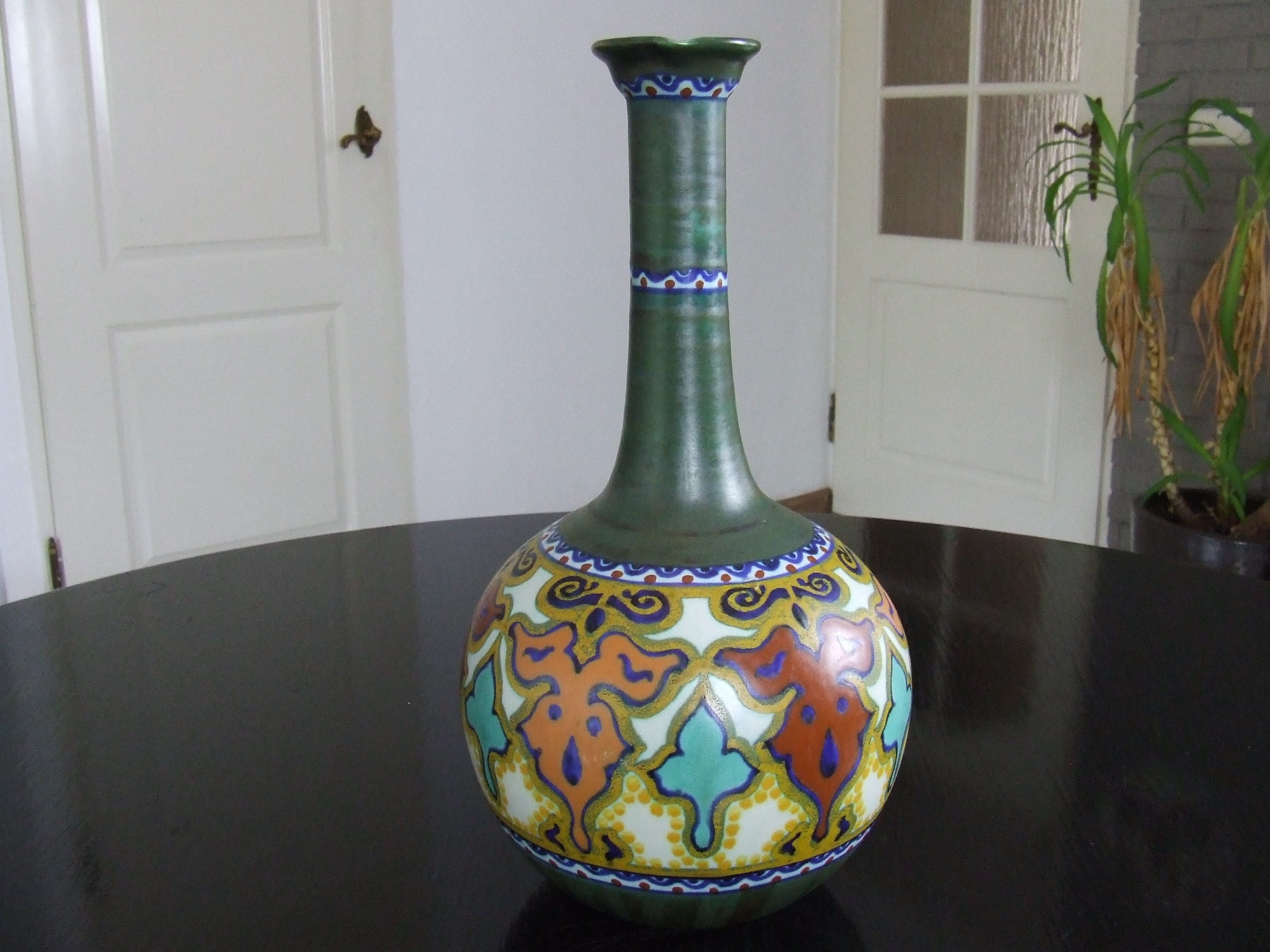 Plateelbakkerij Zuid-Holland large handpainted Gouda ewer (jug or ...