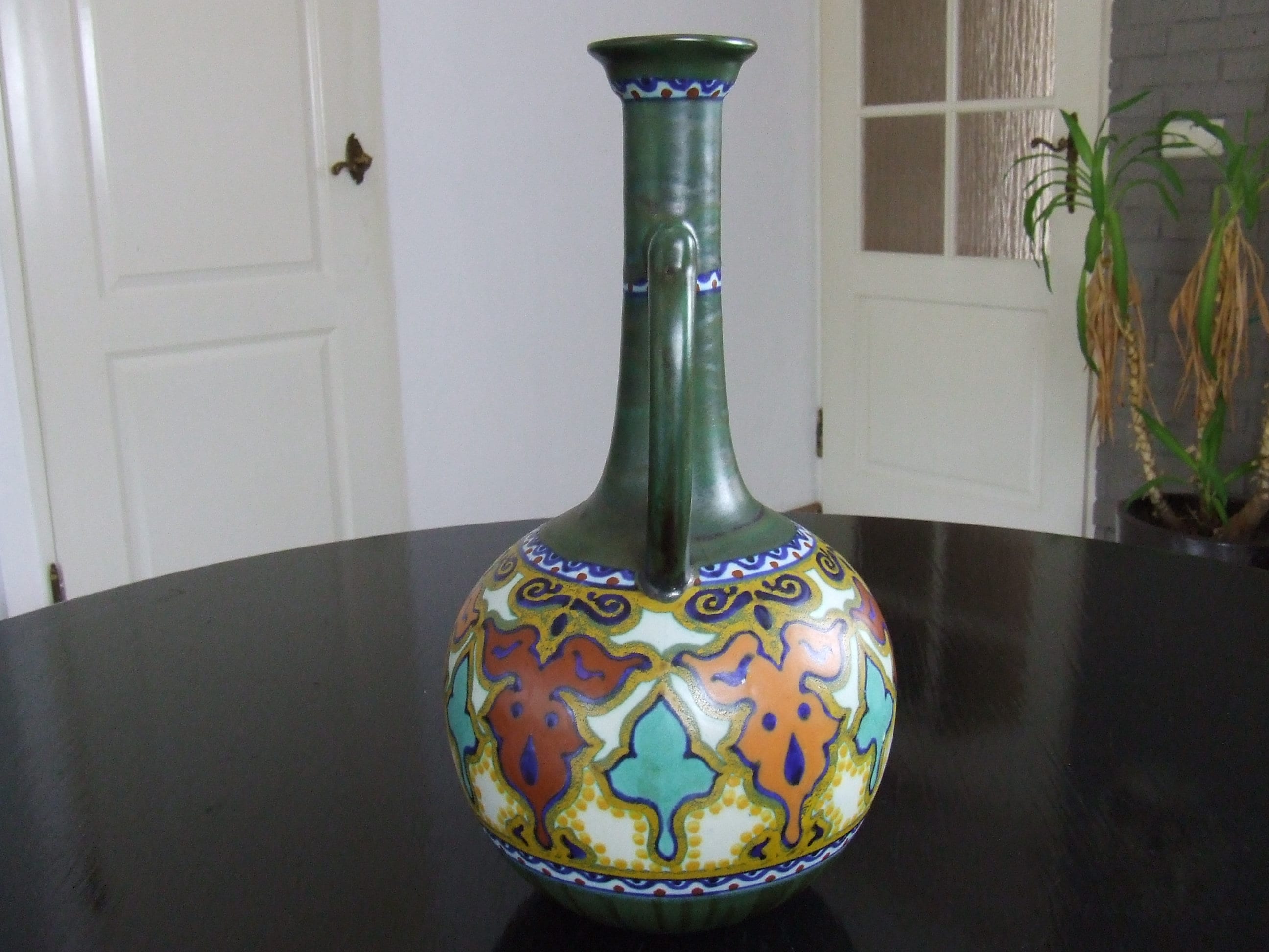 Plateelbakkerij Zuid-Holland large handpainted Gouda ewer (jug or ...