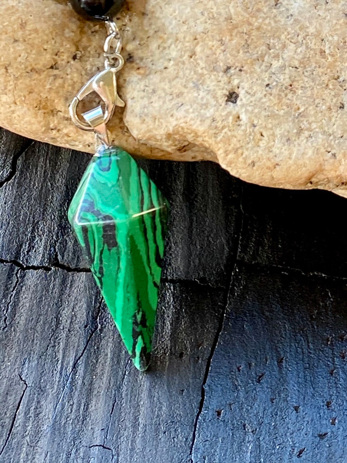 Malachite Dowsing Pendulum, Hexagon Pyramid Reiki Pendulum Dowsing ...