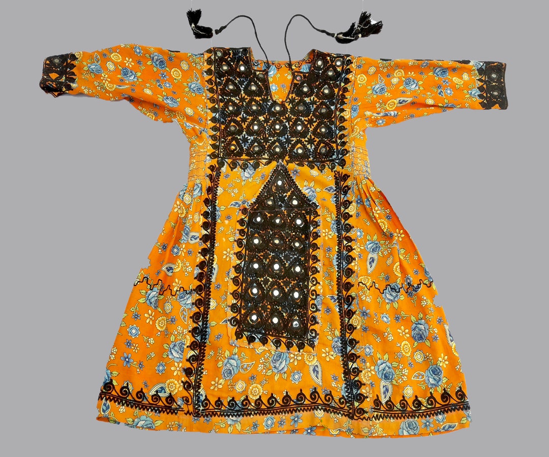 Handmade Balochi Dress,baluchi Gypsy Banjara Tribal Hand Embroidered ...
