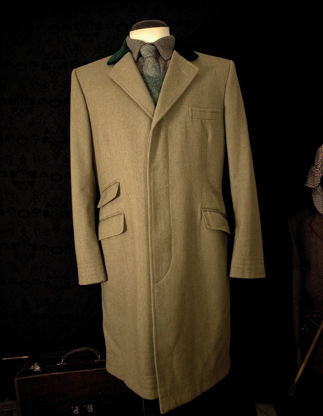 Classic Vintage Wool Cloth With Velvet Collar John G Hardy Covert Coat ...
