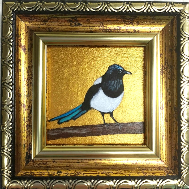 Magpie Portrait Gift - 60+ Gift Ideas for 2025