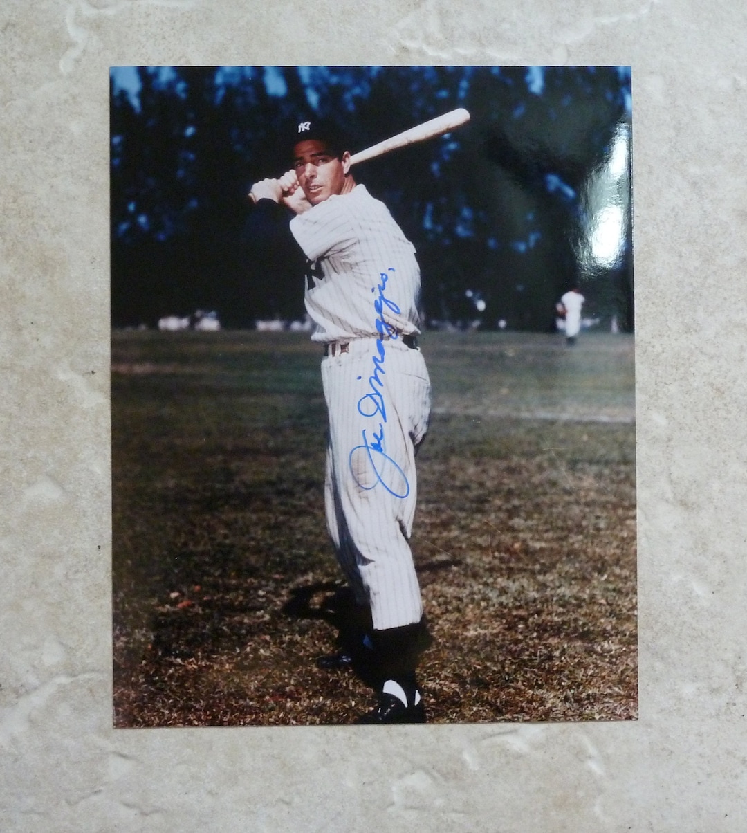 JOE Dimaggio Autographed 8x10 Color Photo With COA and Tamper Proof ...