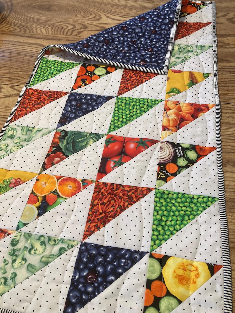 Quilted Table Runner: Fruits and Veggies - Etsy