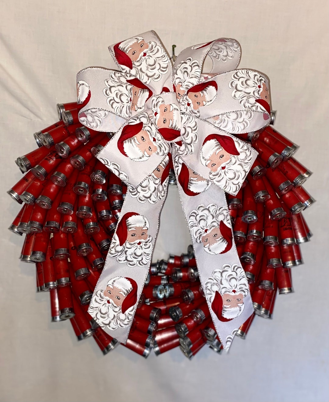 Shell Christmas Wreath Red With White Santa Clause Christmas Bow - Etsy