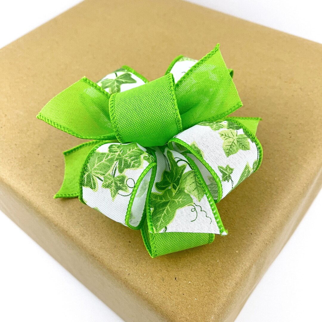 6" or 8" Green and Ivy Gift Topper for Small Wreaths or Gift Baskets ...