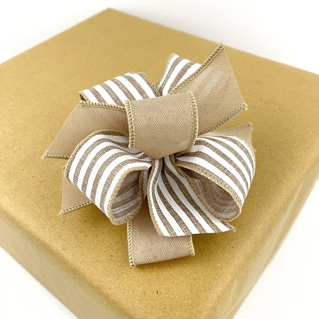 6 or 8" Gift Topper for Small Wreaths or Gift Baskets • Small Present ...