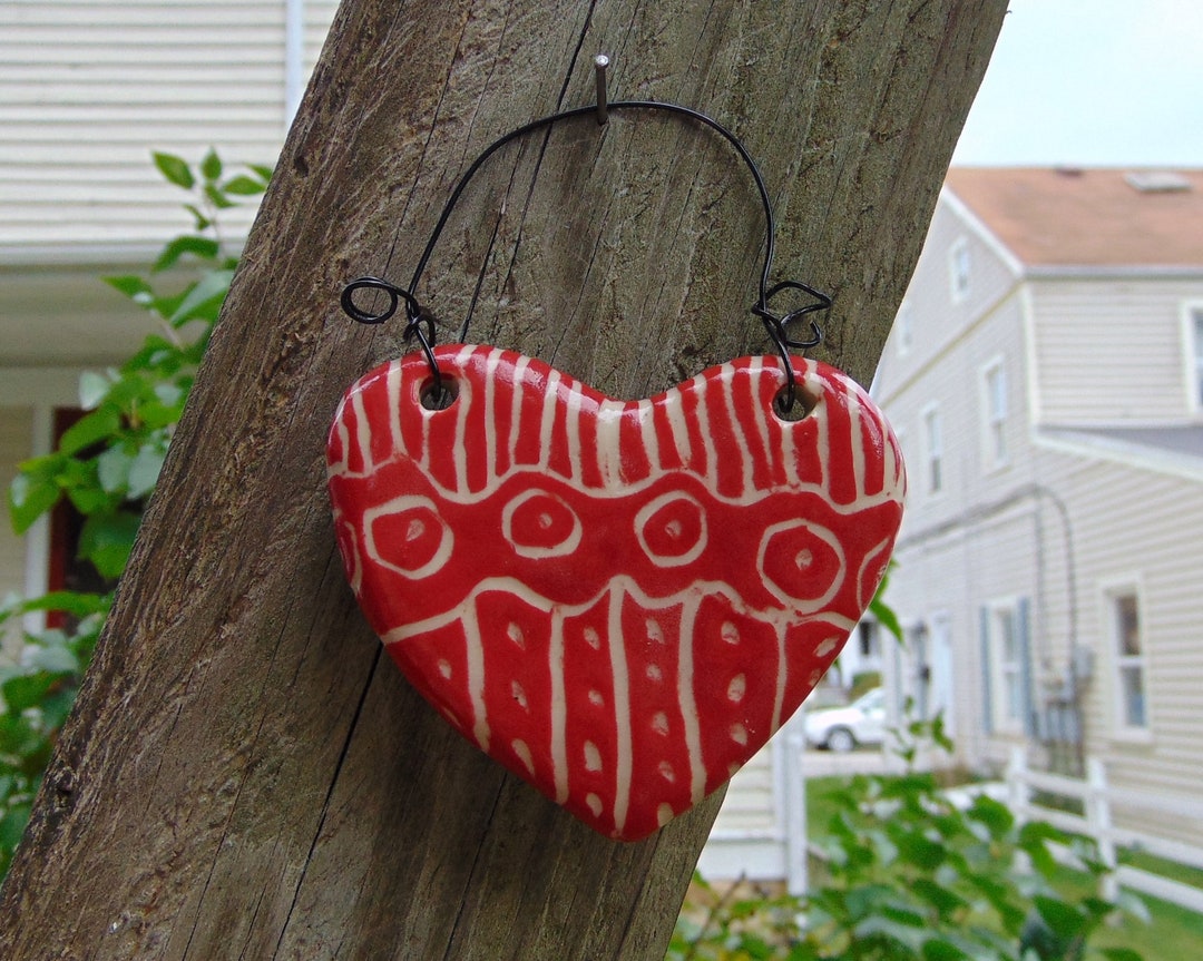 Heart Shaped Christmas Ornament With Sgraffito Pattern - Garden ...