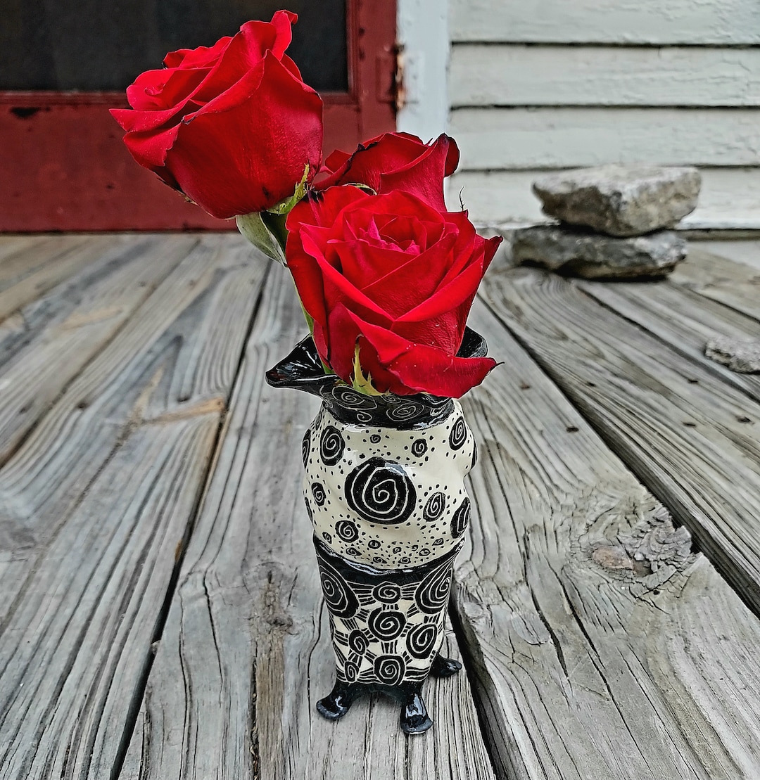 Pinched Pot Sgraffito Flower Vase - Etsy