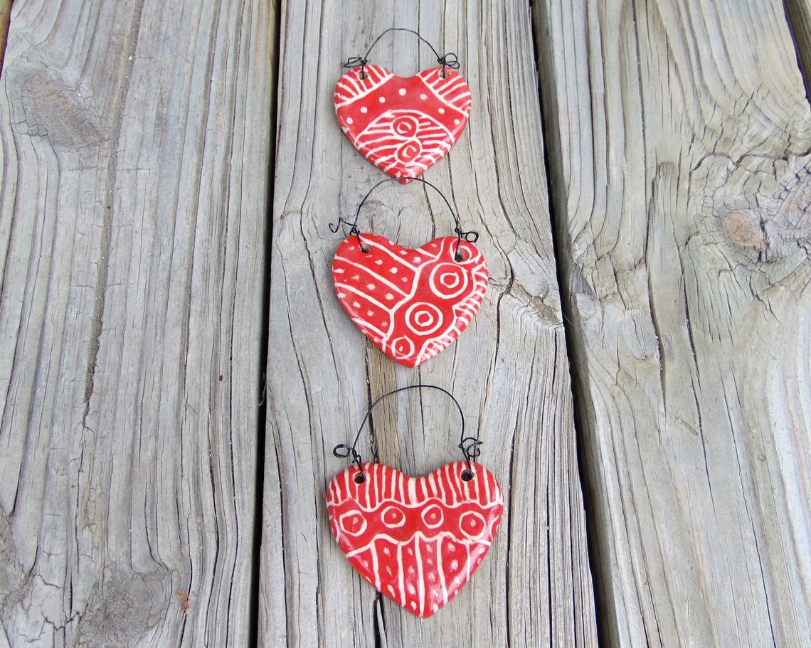 Heart Shaped Christmas Ornament With Sgraffito Pattern - Garden ...