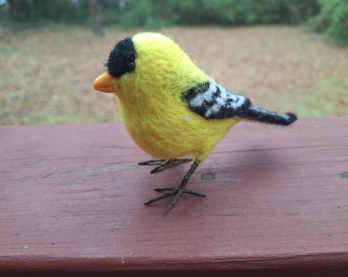 Tiny Needle Felted Bird. Realistic Bird. Felted Bird Decorations. Small ...
