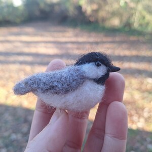 Tiny Needle Felted Bird. Realistic Bird. Felted Bird Decorations. Small ...