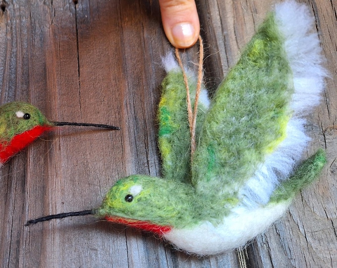 Tiny Needle Felted Bird. Realistic Bird. Felted Bird Decorations. Small ...
