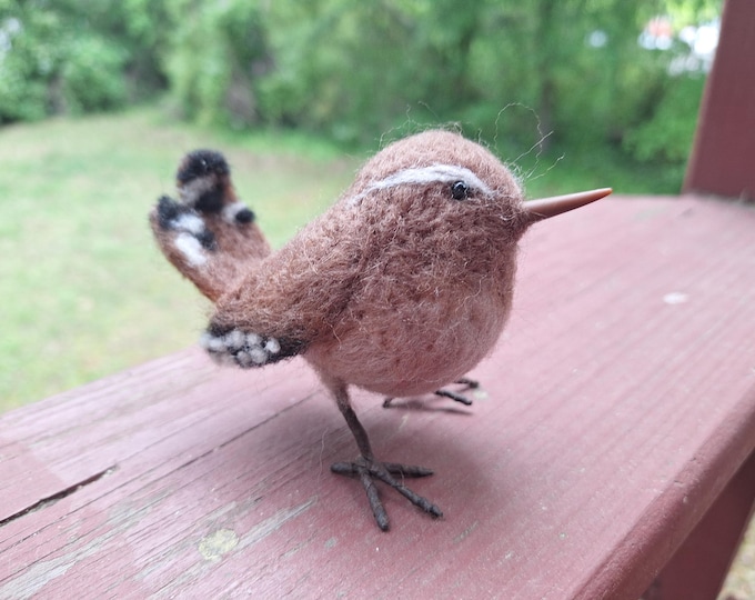 Tiny Needle Felted Bird. Realistic Bird. Felted Bird Decorations. Small ...