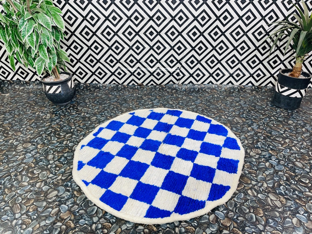 Checker Round Rug, Moroccan Rug, Office Rug, Custom Rug, White and Blue ...