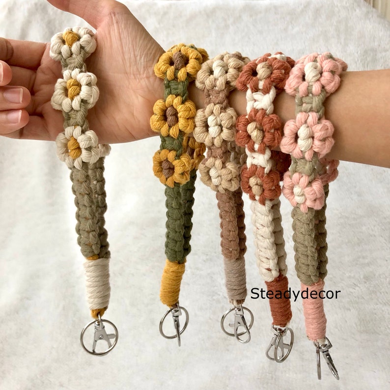 DIY Pattern Wristlet Keychain Macrame Flower Video Tutorial - Etsy