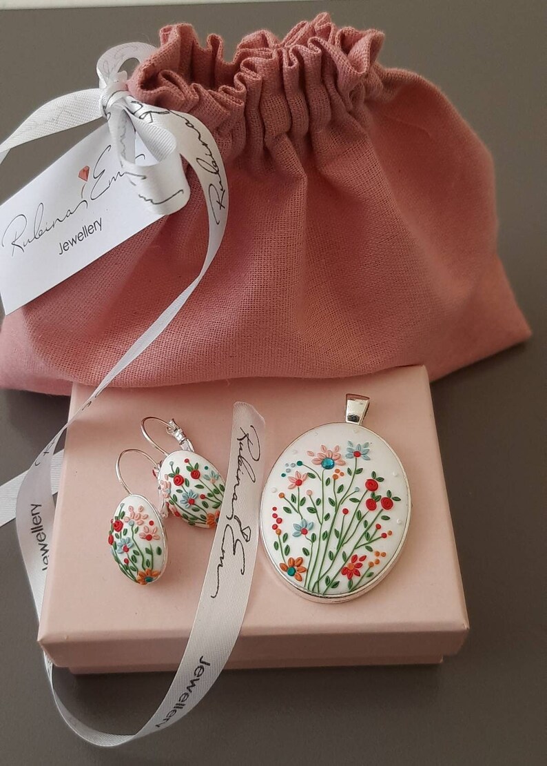 Spring Jewellery Set Foral Tender Medallion and | Etsy