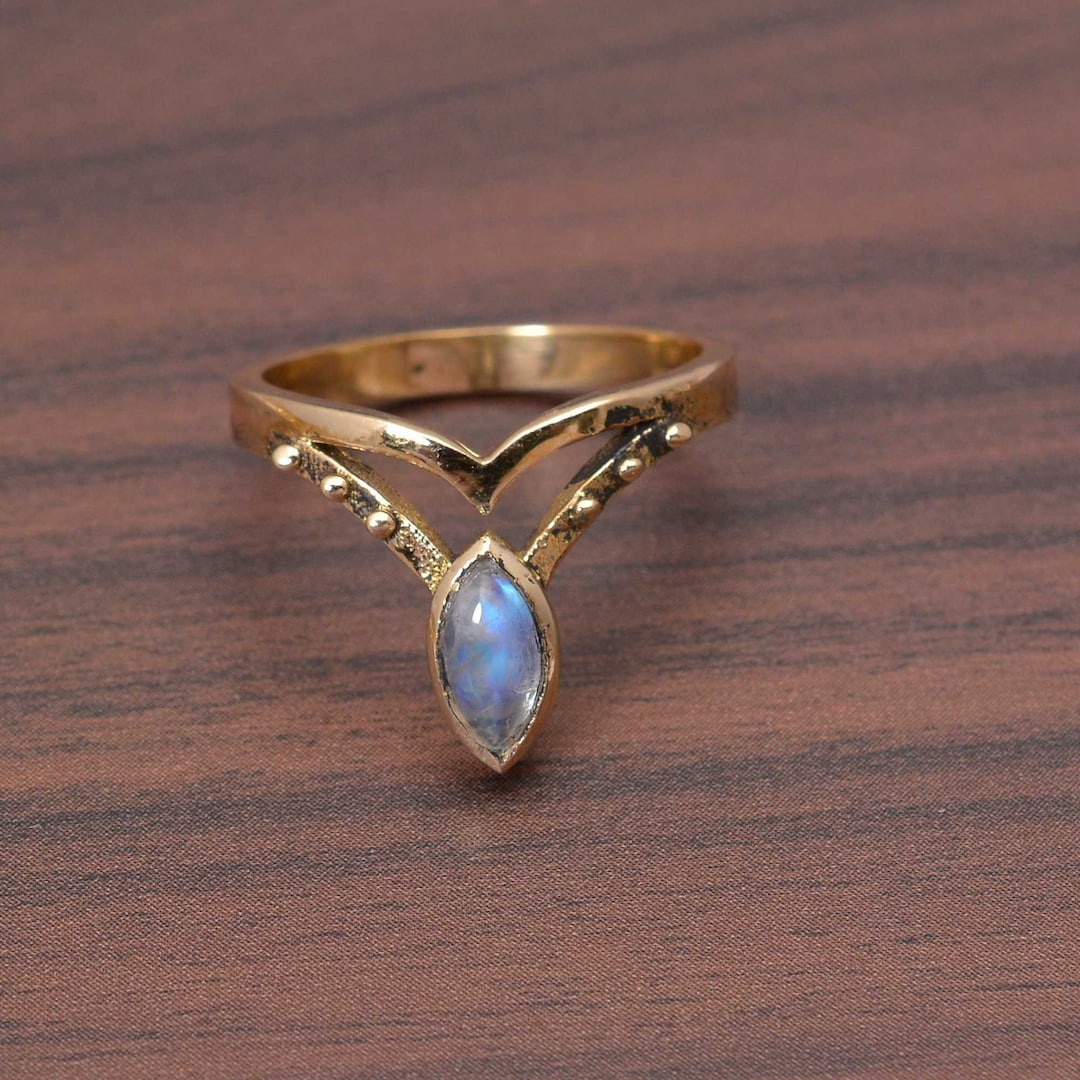 Chevron Solitaire Stacking Moonstone Ring, 14k Gold Filled V Shaped ...