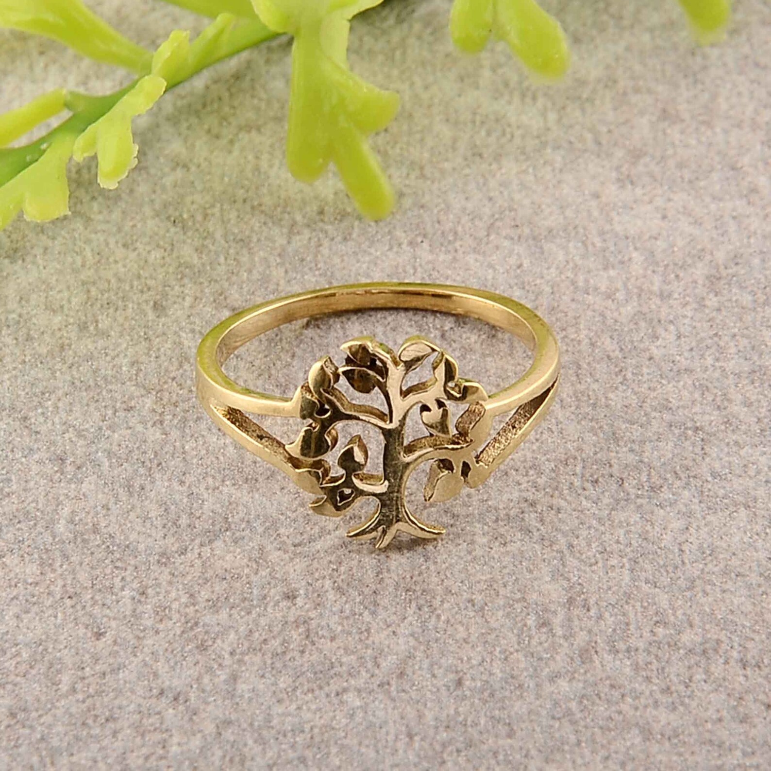 Tree of Life Gold Ring, Nature Inspired Minimalist Ring, Boho Spiritual ...
