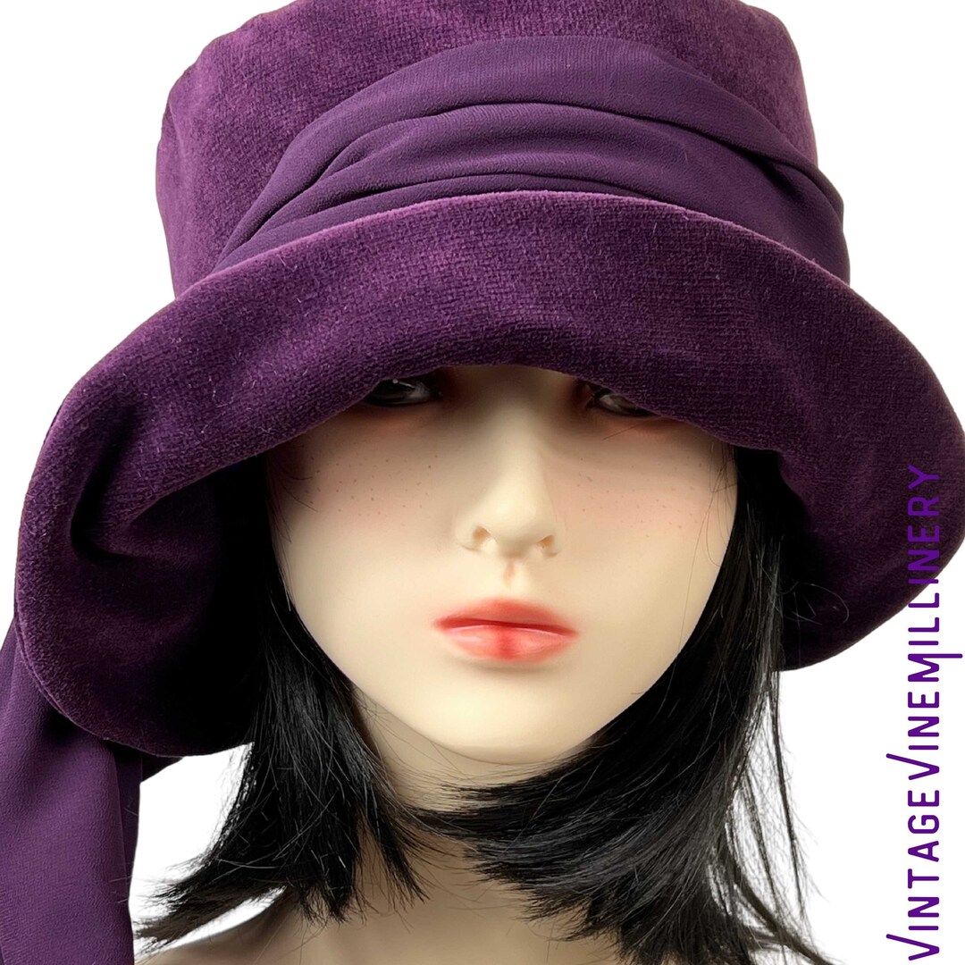 Gatsby Roaring 1920's Flapper Cloche Hat, Accessories With a Vintage ...