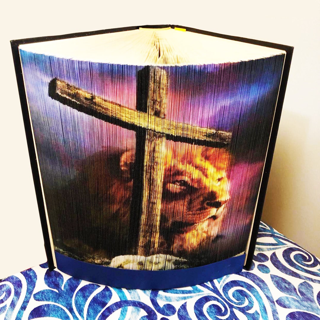 Lion, Lamb and Cross Photo Strip Pattern, Fore-edge Book Art, Religious ...