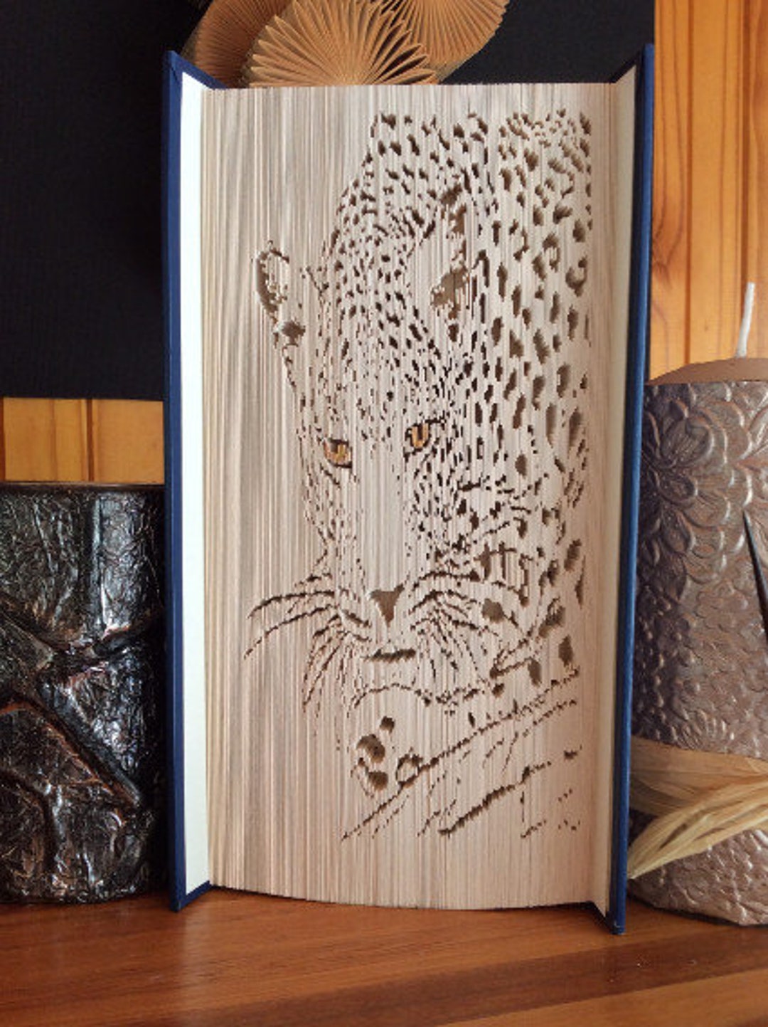 Leopard on Branch Book Folding Pattern, African Cats, Exotic Cats ...