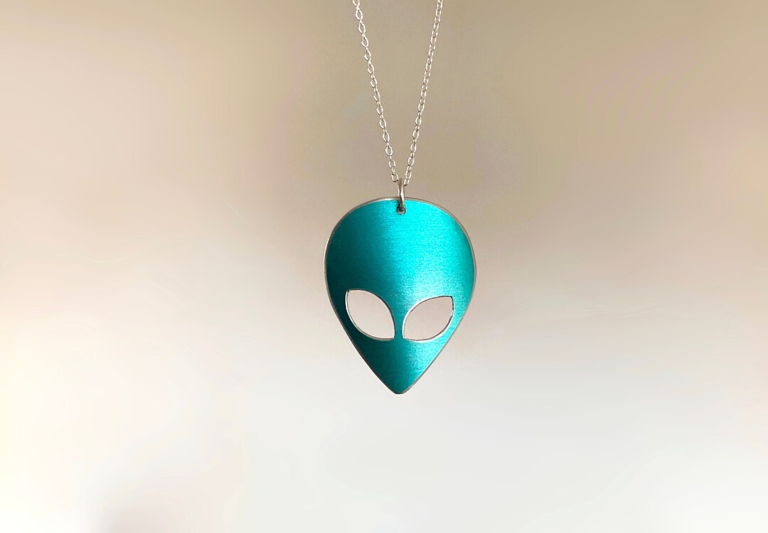 Small Aluminium Minimalist Alien Charm, Unique Necklace, Alien Face ...