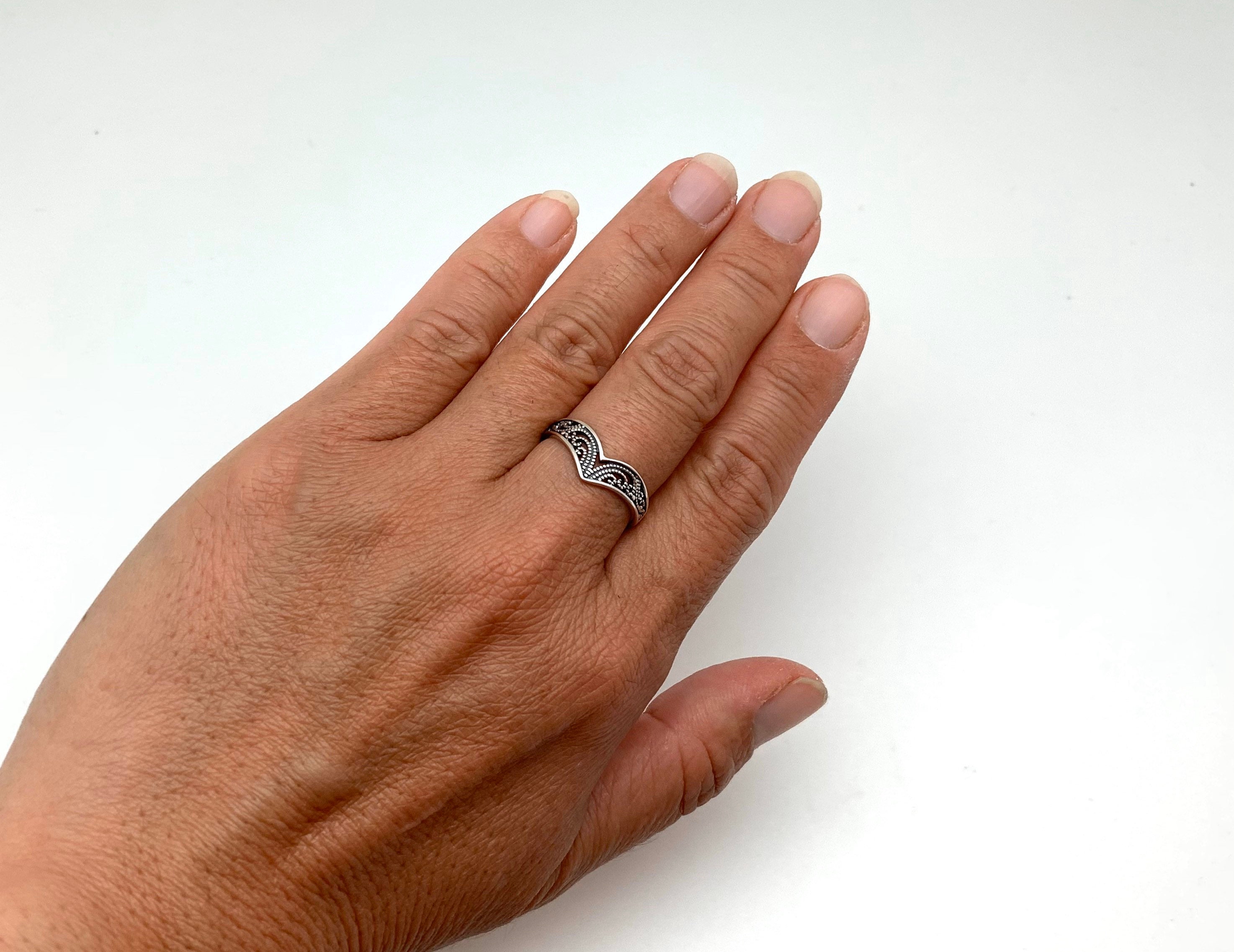 Wave V Silver Ring / Sterling V Wave Ring / V Filigree Ring / Bali Wave ...