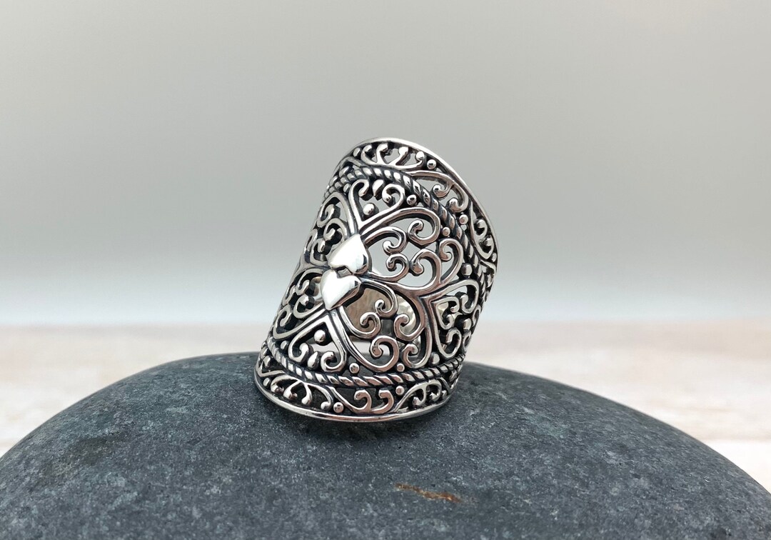 Silver Vintage Inspired Ring / Silver Heart Scroll / Silver - Etsy