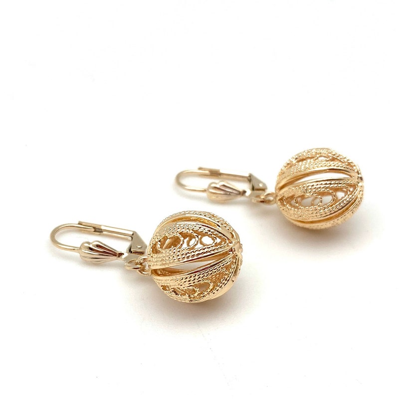 Filigree Ball - Etsy