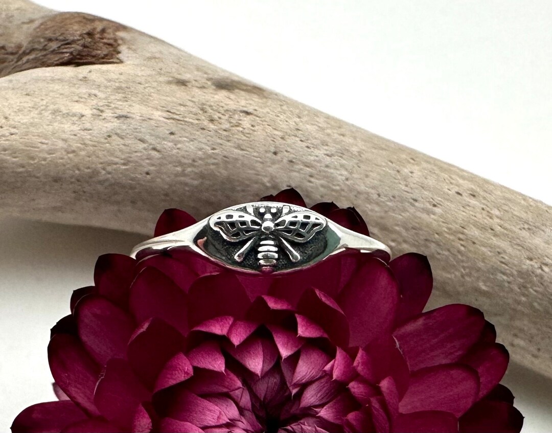 Honey Bee Silver Ring 4-10 / Silver Bee Signet Ring / 925 Sterling ...