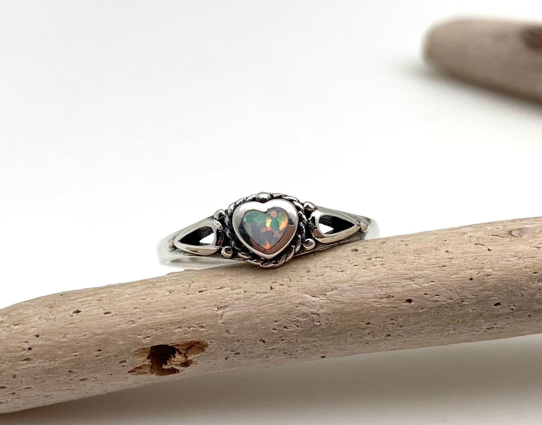 Silver Opal Heart Ring / White Opal Heart Ring / Silver Little - Etsy