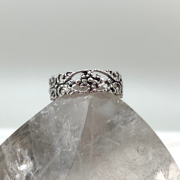 Filigree Vine - Etsy