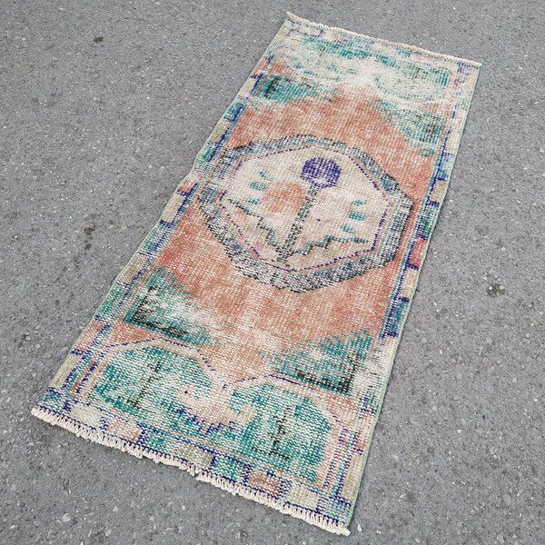 2x4 Runner Rug - Etsy