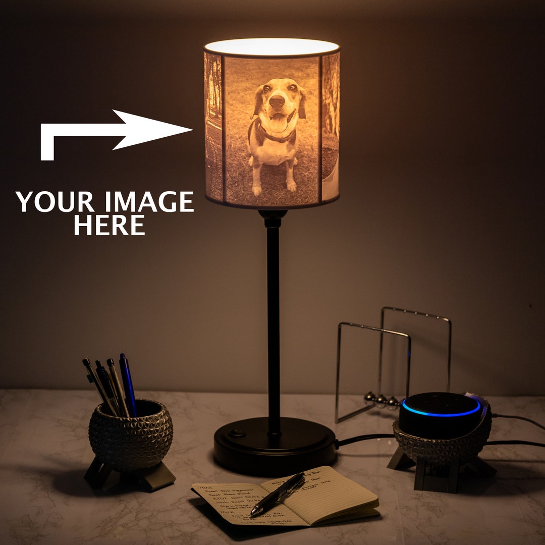 Custom Lithophane Photo Lamp With Black Base and USB Charging Port ...