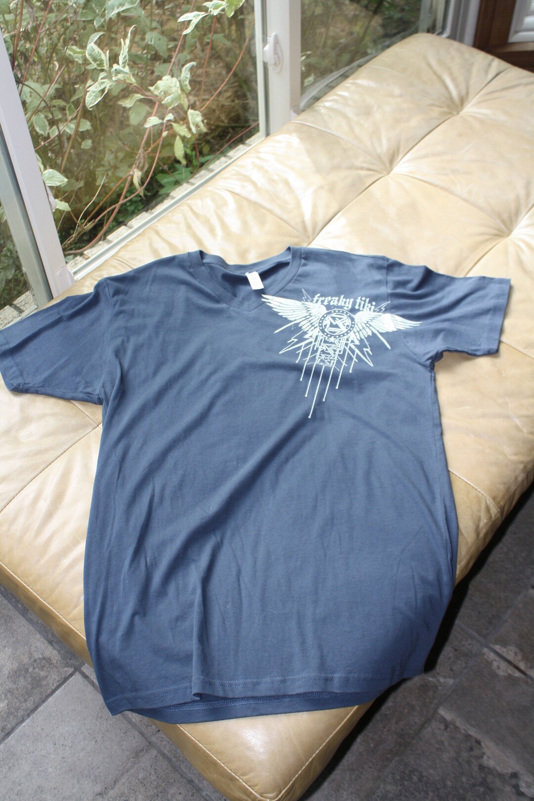 Freaky Tiki Mens Tee Large - Etsy