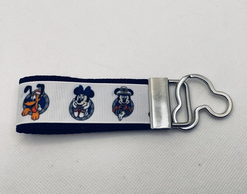 Disney Cruise Line Theme Key Fobs - Mickey & Minnie or Fab 5 - Fish ...
