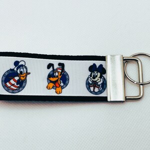 Disney Cruise Line Theme Key Fobs - Mickey & Minnie or Fab 5 - Fish ...