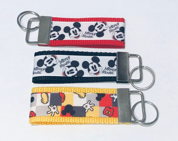 Mickey Mouse Themed Key Ring / Key Chain Fob or Backpack Pull - Etsy